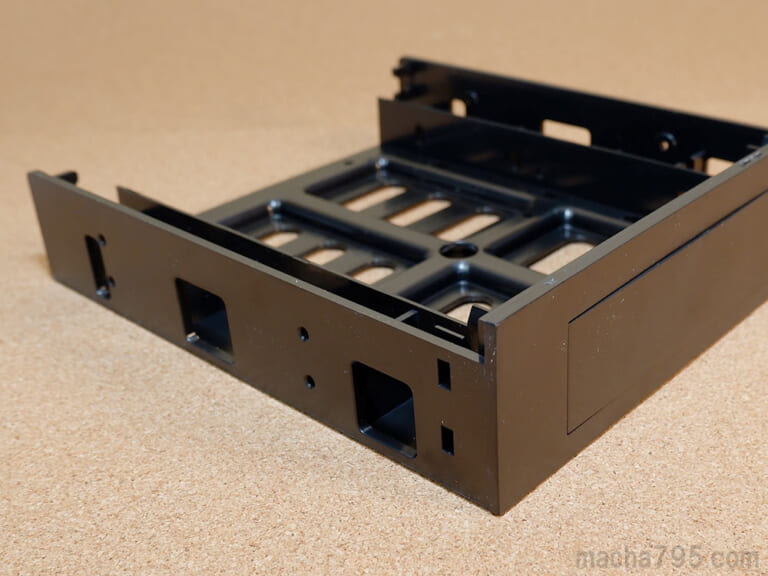 【AINEX HDM-44レビュー】3Way変換マウンタ（5インチベイ） | プロガジ